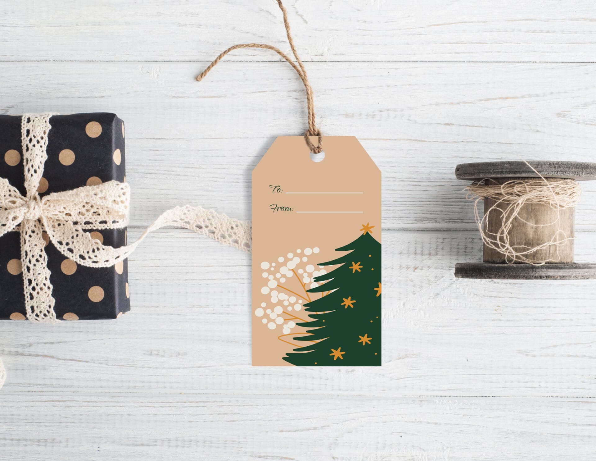 Rustic Christmas Tree Gift Tags - WordLayouts